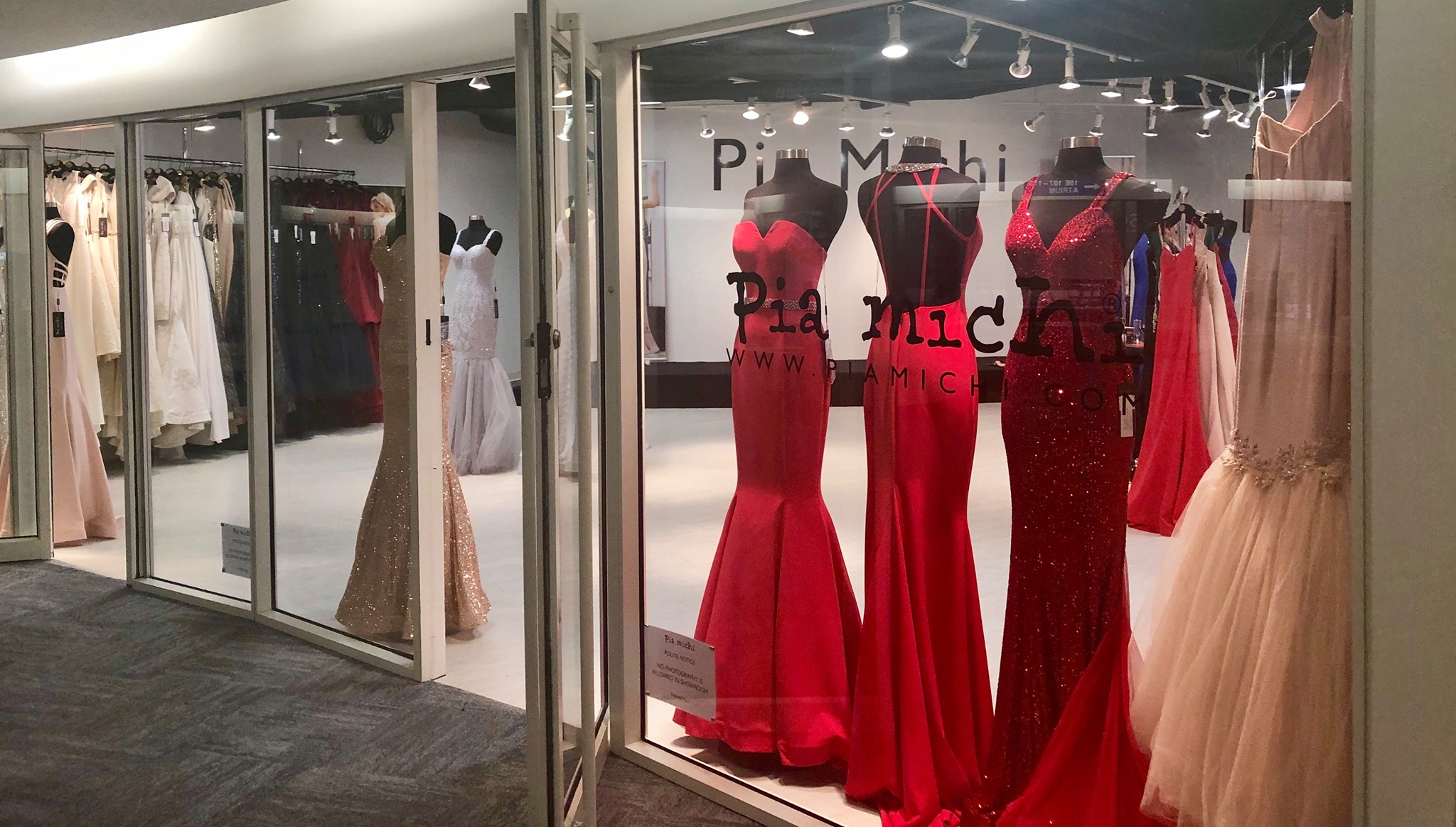 Home – The Enchanted Closet, Inc.